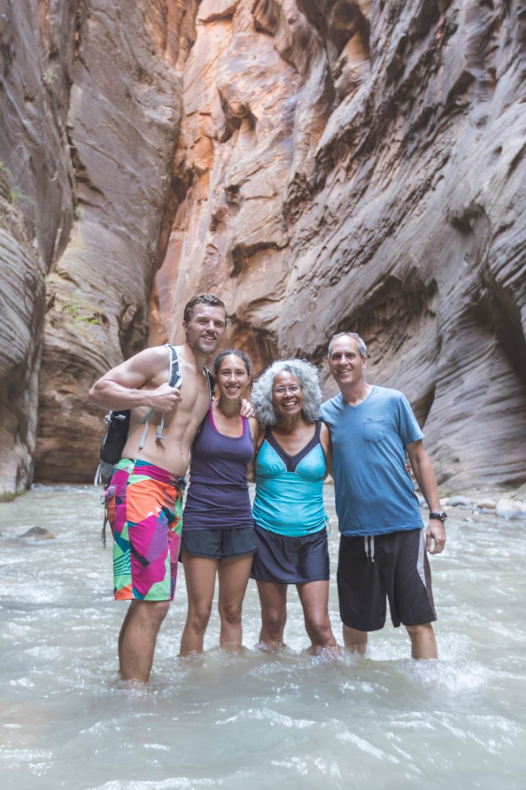Single seniors travel - taking a coach tour - New Young Travel